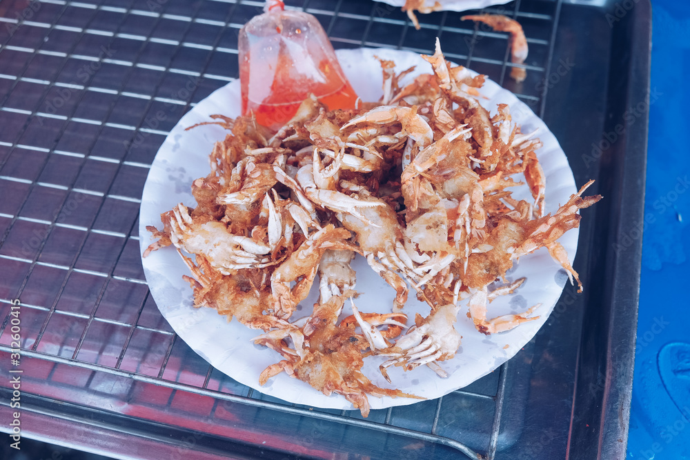 Delicious deep fried crispy small crabs, Fried seafood...Fried Crab ...