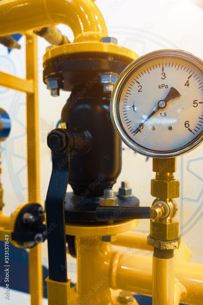 Instrument for measuring gas pressure in pipes. Automatic gas control ...