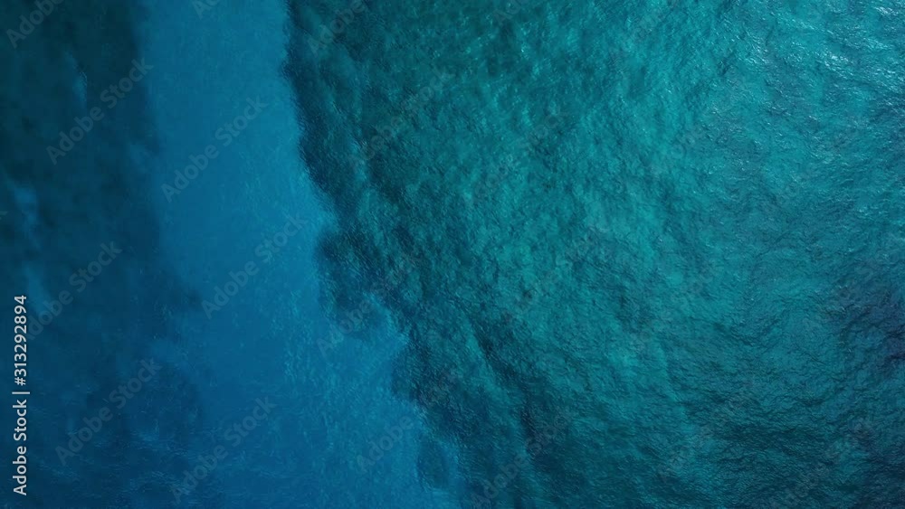 Cinemagraph of the sea surface with waves. Seamlessly loopable natural ...