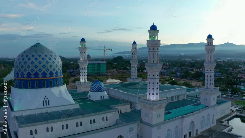 4K aerial footage of beautiful floating mosque Likas Mosque (Masjid ...