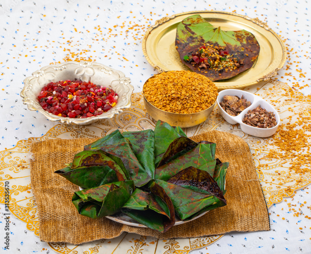 Foto de Indian Traditional Mouth Freshener Sweet Paan Also Known as ...