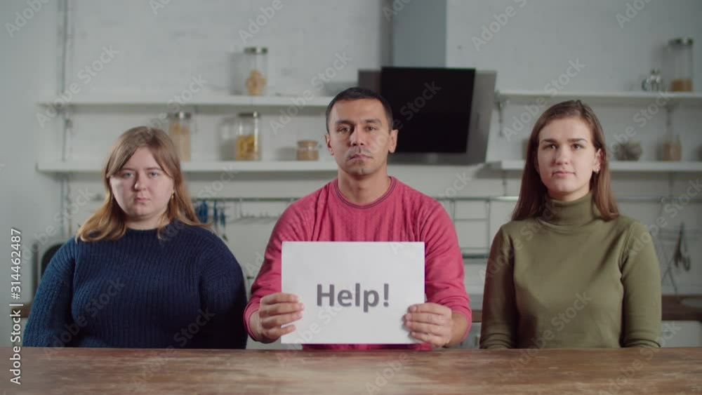 Vidéo Stock Concentrated diverse deaf people signing words sos and help ...