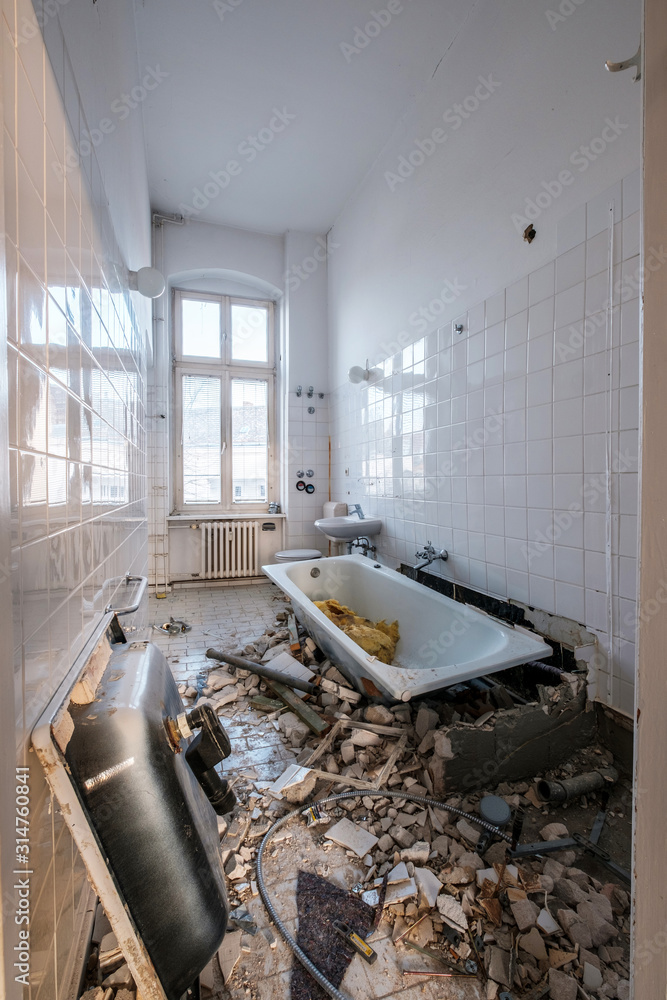 bathroom renovation, old bath during flat renovation Stock Photo ...
