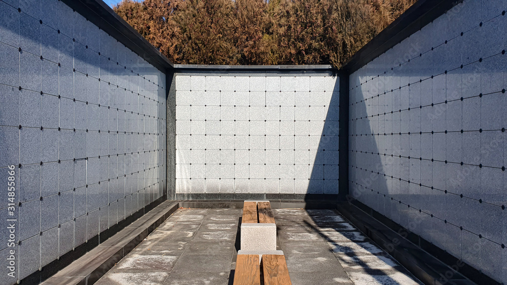 Literary charnel house at the Jeonju cemetery park in Hyoja-dong ...