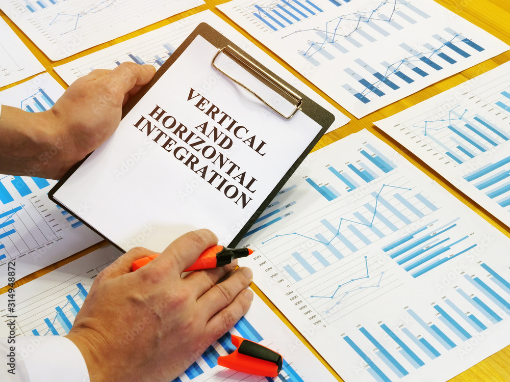 Vertical and horizontal integration strategy plan in the office. Stock ...