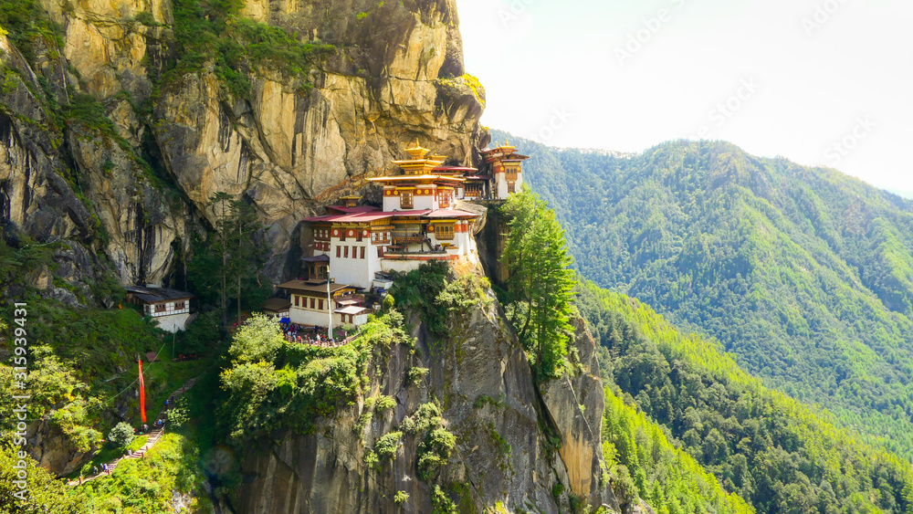 Foto de The most famous attraction of the Kingdom of Bhutan is the ...