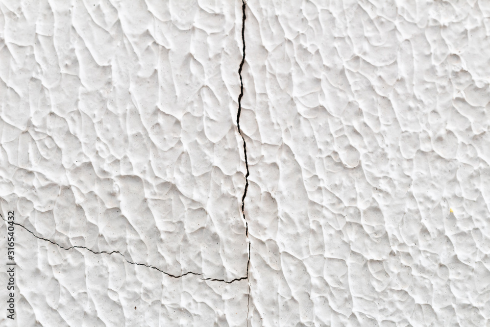 Craked wall ( parede com rachadura ). Photograph of a cracked wall ...
