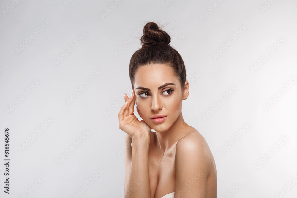Beauty Face. Beautiful Woman With Natural Makeup. Closeup Portrait Of ...