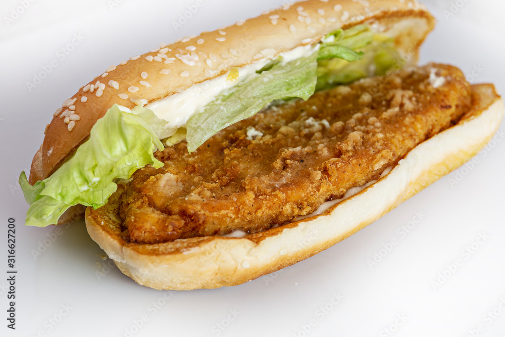 fried chicken burger, flat detail, landscape format, on white ...
