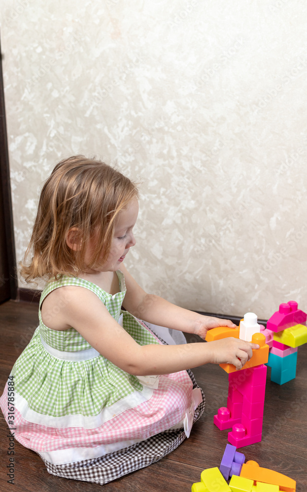 The child plays in the constructor. the child builds from the designer ...