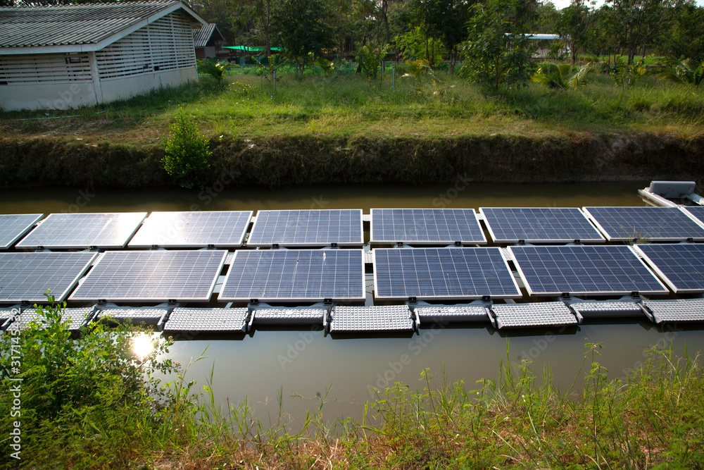 Solar power generation panel Installed on the water in the pond ...