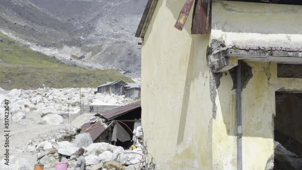 Broken house, collapsed house at Kedarnath Temple, post Uttarakhand ...