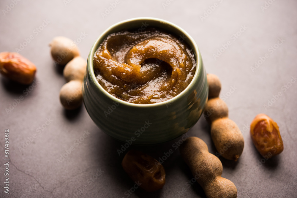 Fotka „Dates Tamarind Chutney - Khajoor crushed to paste and mixed with ...