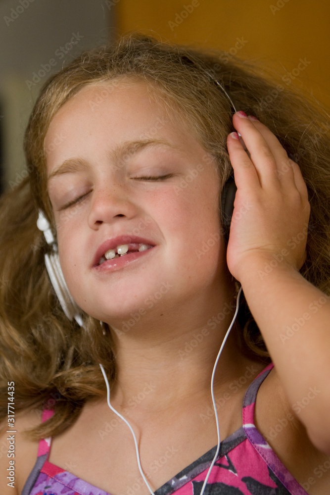 PLAY MUSIC Stock Photo | Adobe Stock