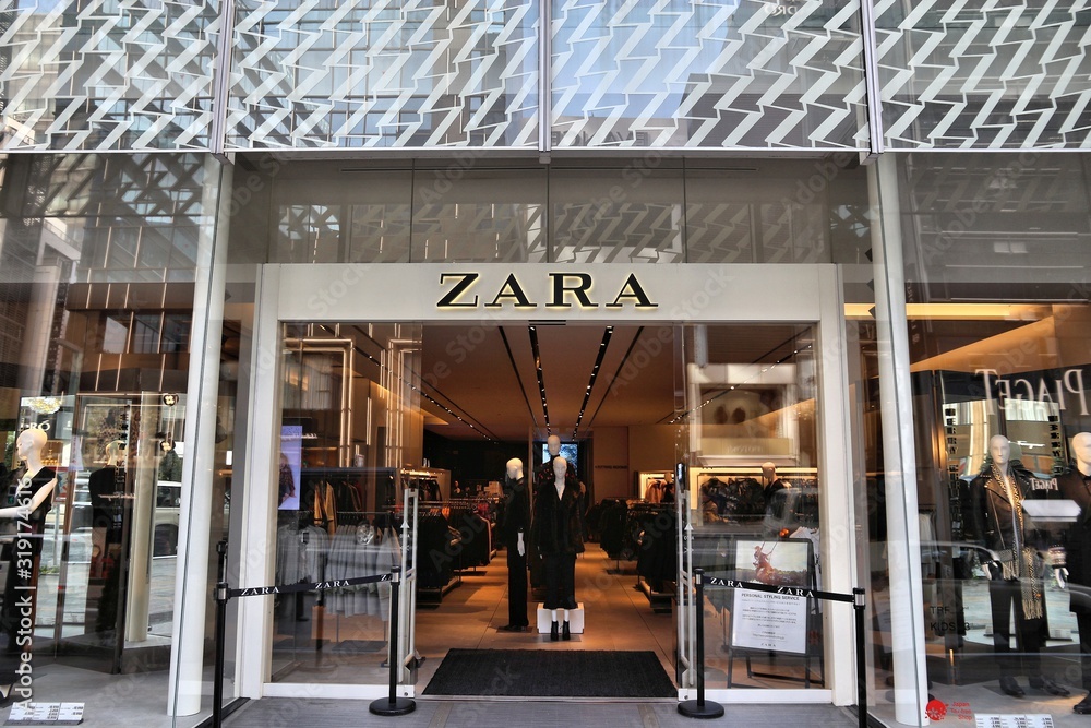 TOKYO, JAPAN - DECEMBER 1, 2016: Zara casual fashion store in Ginza ...