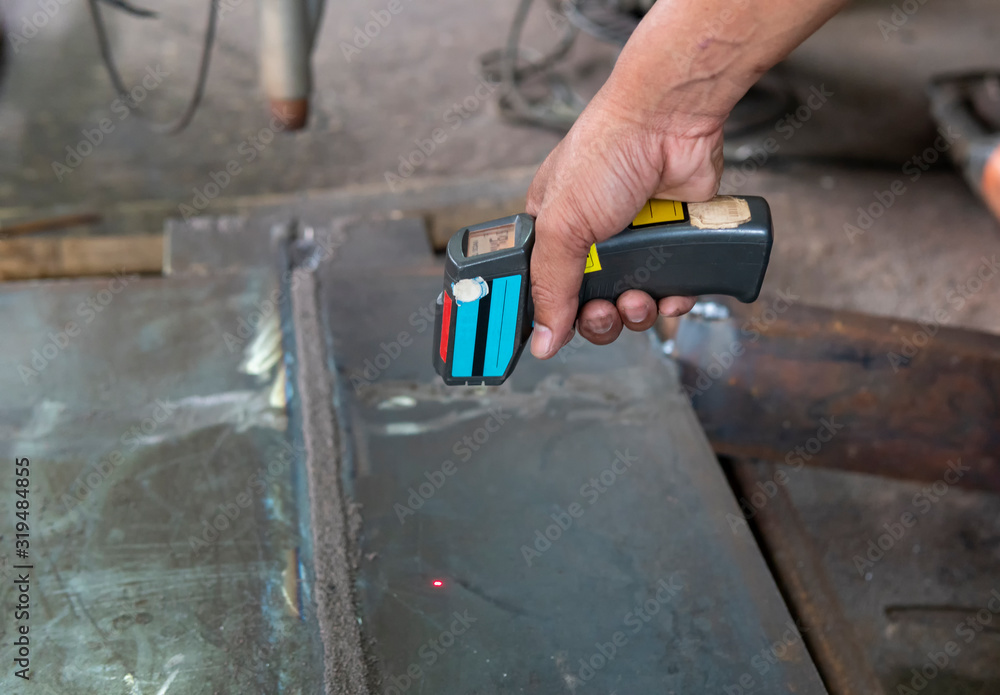 Measure interpass temperature on heat affected zone (HAZ) with Infrared ...