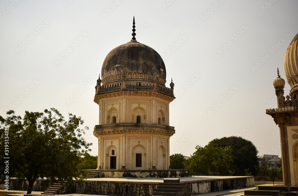 7 Tombs of Hyderabad, India Sultan Quli Qutb Mulk's tomb was built in ...