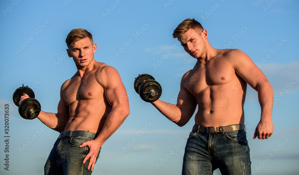 Try to lift more than last time. Muscular twins. Men brothers muscular ...