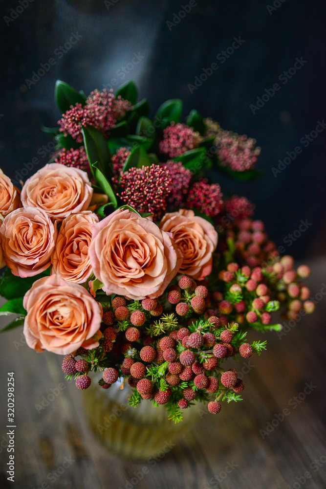 Rose cappuccino, brunia, daffodil, Eustoma, lisianthus, ranunculus ...