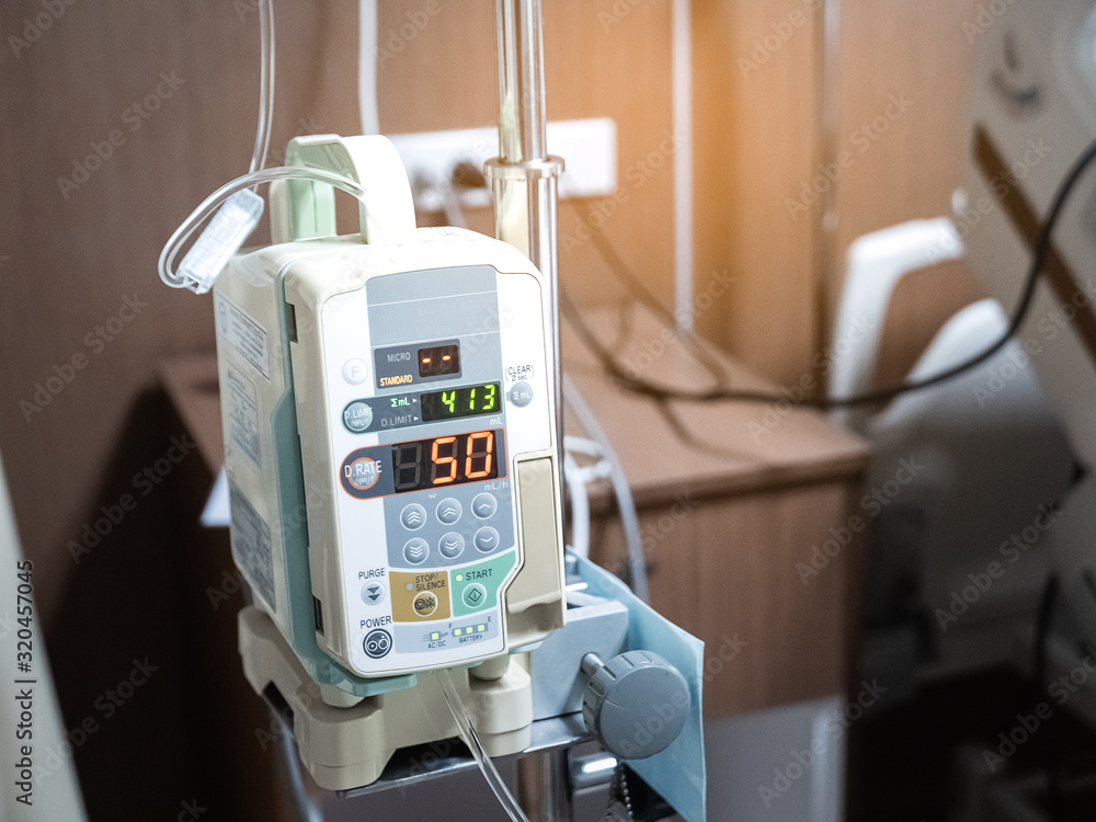 Infusion pump drip into patients in the hospital. Stock-Foto | Adobe Stock