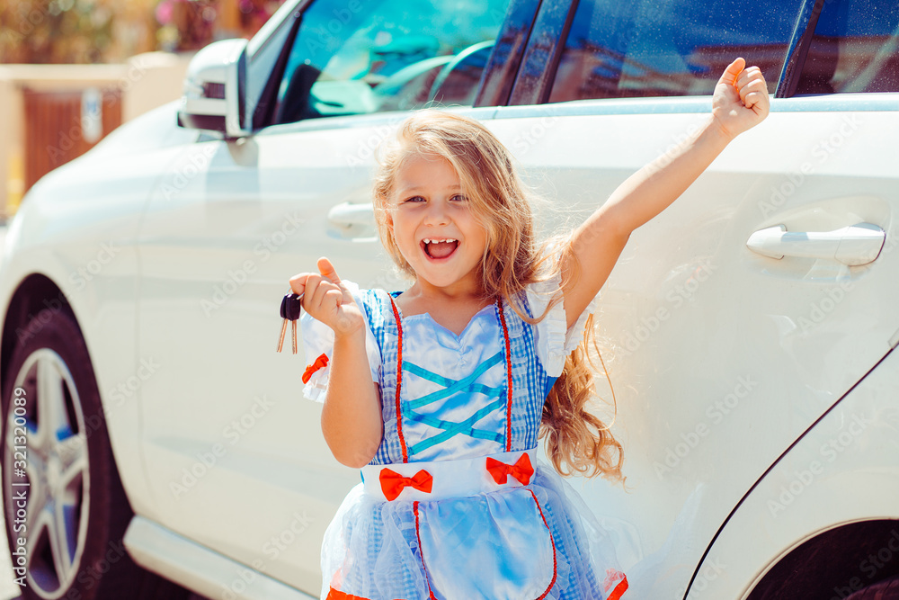 We got a new car, just won a car!!! Super excited Smiling blonde curly ...