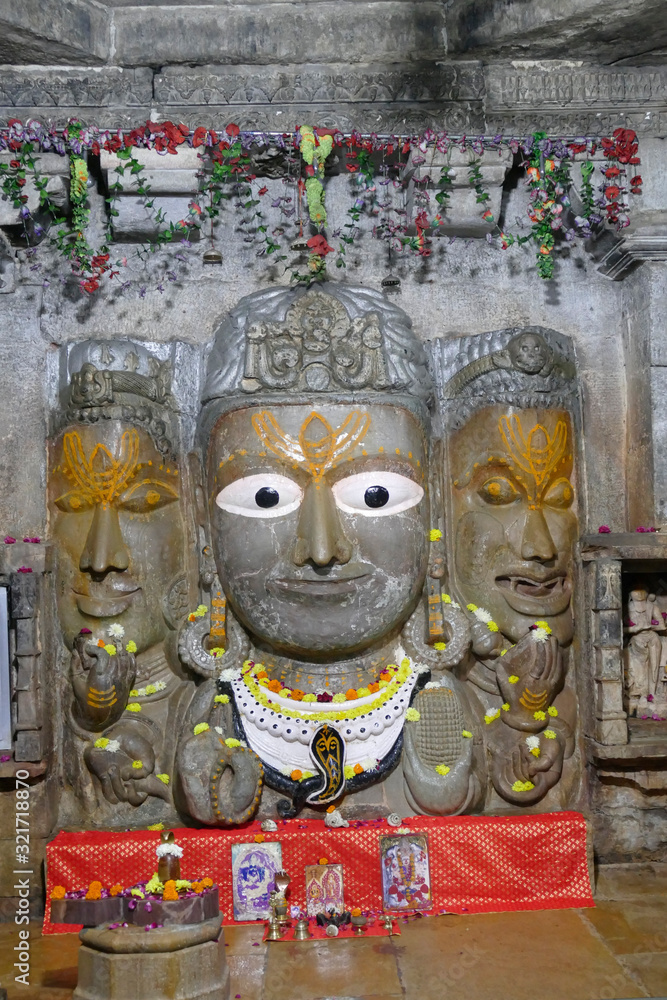 Trimurti 3 gods, Brahma creator, Vishut protector, Shiva destroyer ...
