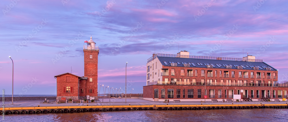 Leuchtturm und Hotel in Darlowko Stock Photo | Adobe Stock