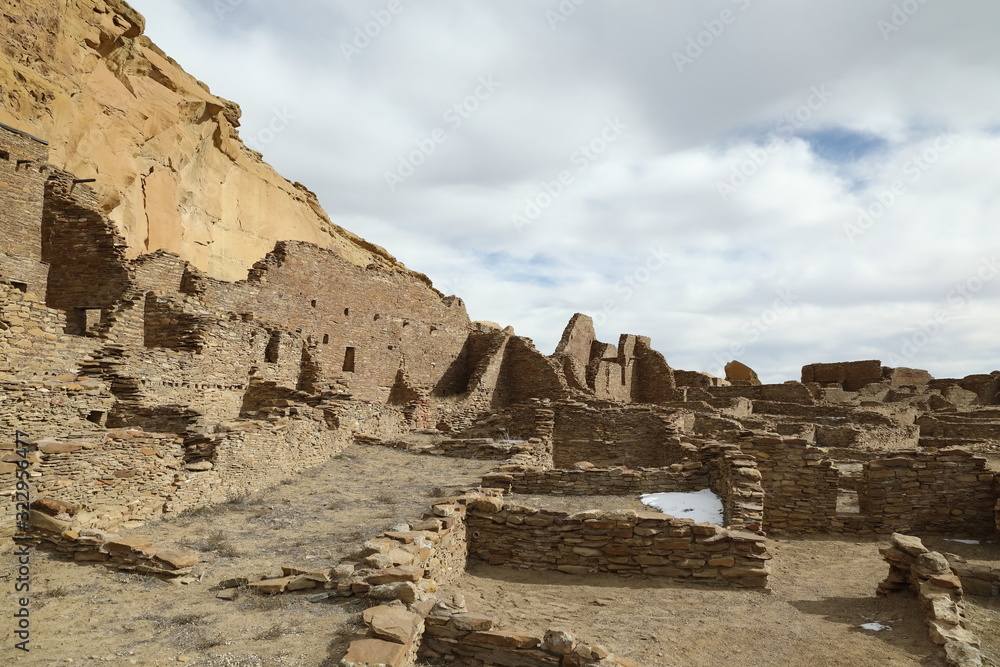 Pueblo Bonito in Chaco Culture National Historical Park in New Mexico ...