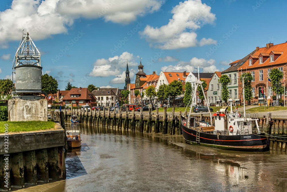 Der historische Hafen von Tönning Stock Photo | Adobe Stock