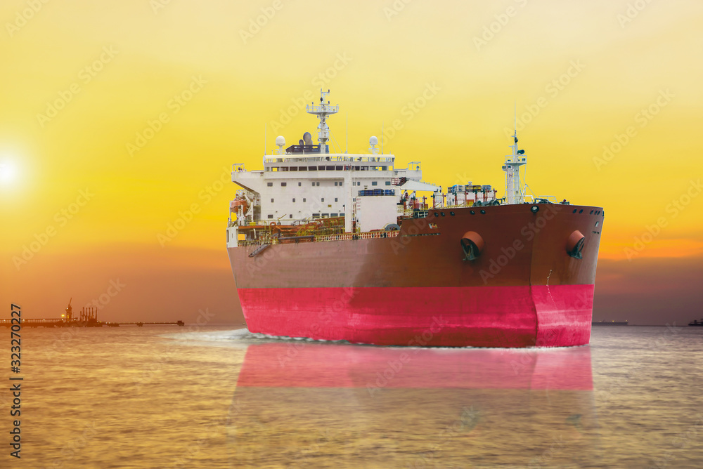 Oil Tanker sailing in the sea, front view, Oil and gas industry ...