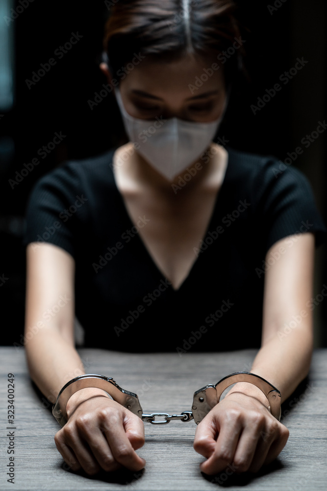 Handcuffed on a prisoner, Woman prisoners were handcuff in the dark ...