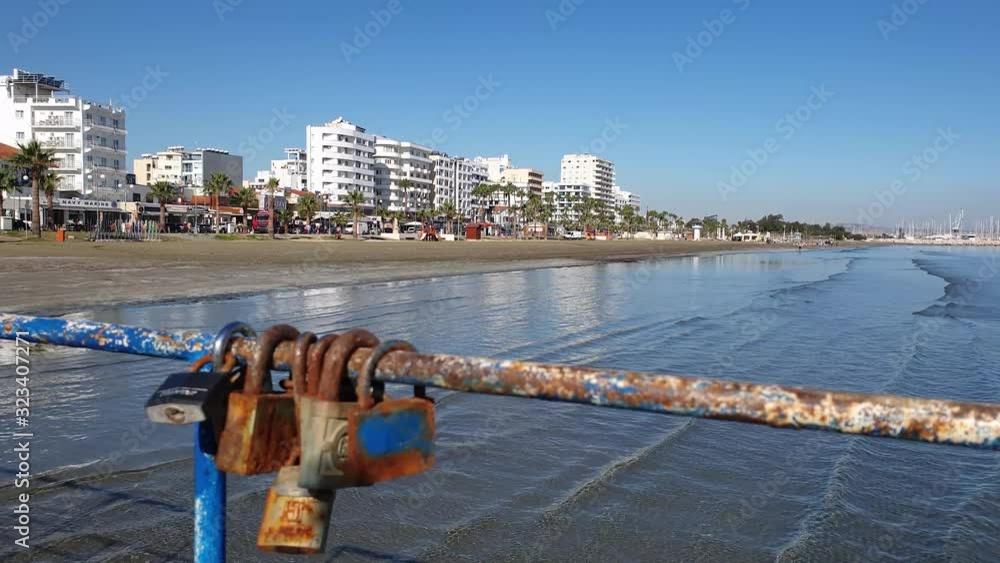 Vidéo Stock Love locks in Finikoudes Beach Larnaca, Cyprus. Beautiful ...