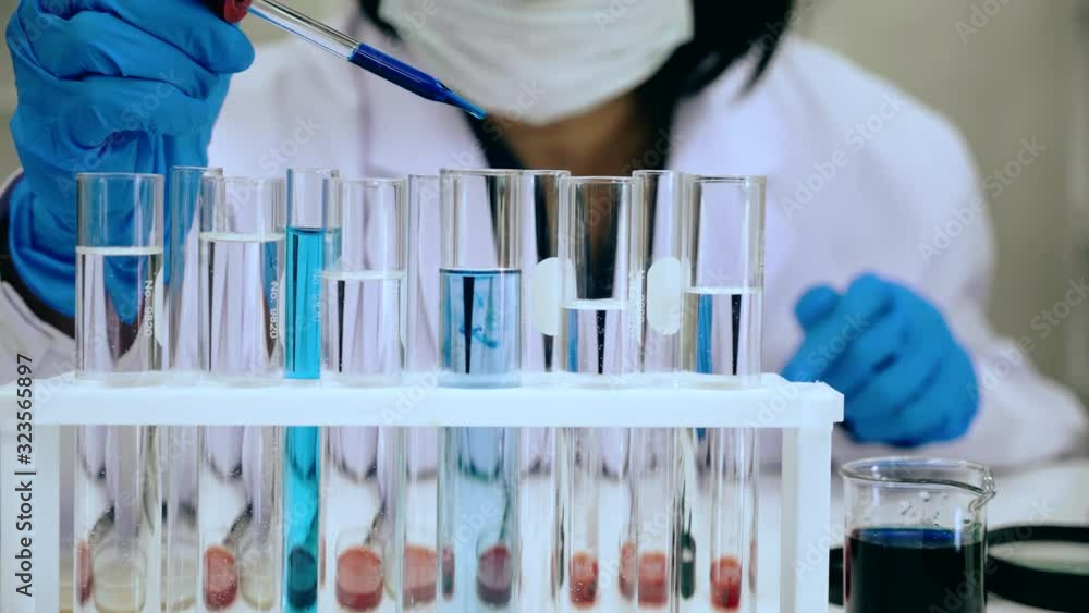 Scientists test for Covid-19 or Corona virus By using science tubes to ...