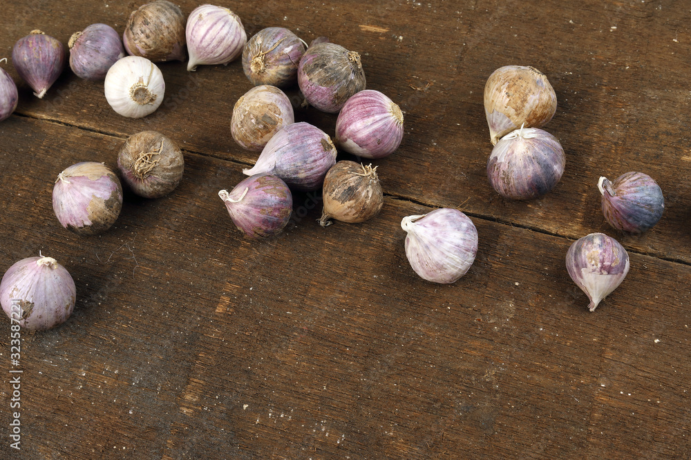 Small solo single clove garlic monobulb garlic single bulb garlic pearl ...