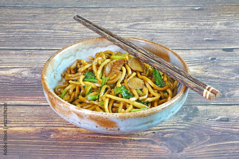 Fujian stir fried noodles or Hokkien Mee is a traditional noodle dish ...