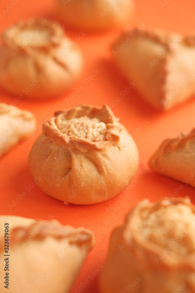 Tatar pie Gubadia and echpochmak, delicious pastry. Gubadia and ...