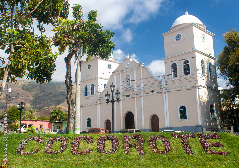 Iglesia colonial, del pueblo de COCOROTE Stock Photo | Adobe Stock