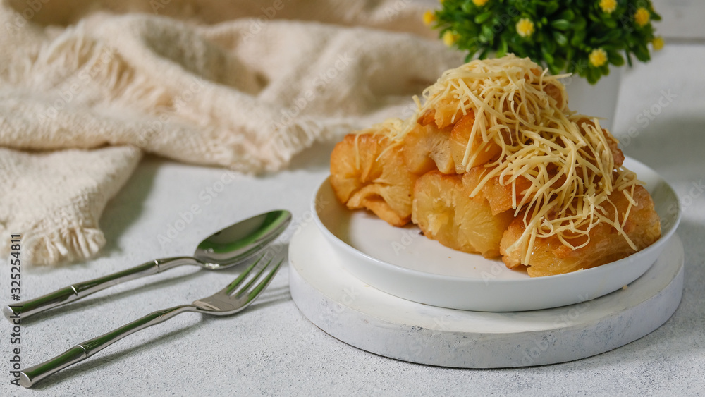 Deep fried cassava root. Brazilian Mandioca Frita (deep fried cassava ...