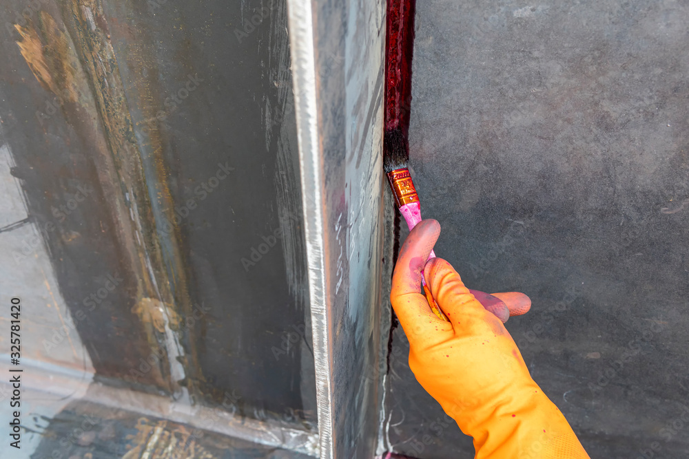 Step to use brush apply Liquid Penetrant into the welded for Non ...