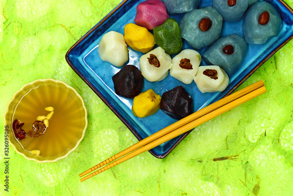 Korean rice cake(Tteok) and rice juice Stock Photo | Adobe Stock