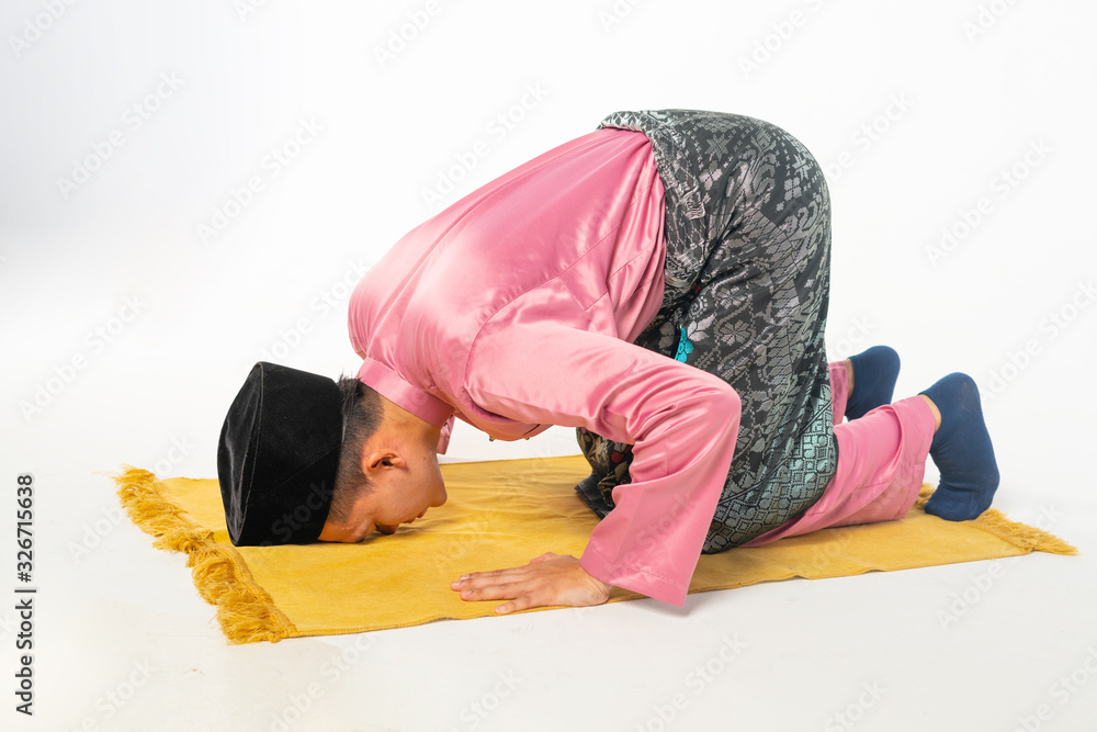 Teenager wearing traditional costume with posture of pray step. Stock ...
