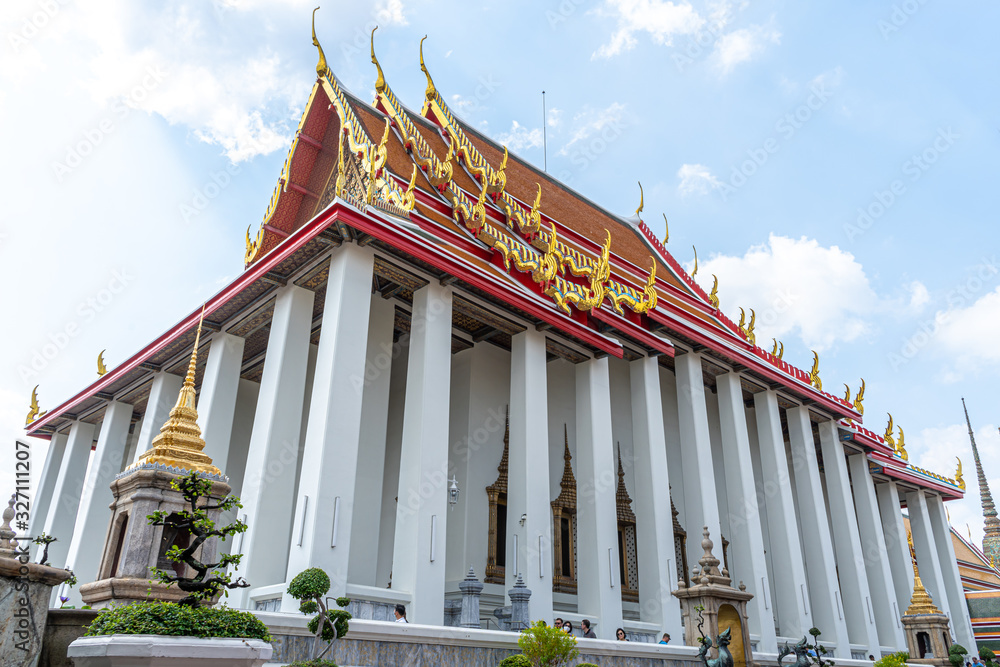 Buddhist temple, Thai-style architecture, decorated with beautiful ...