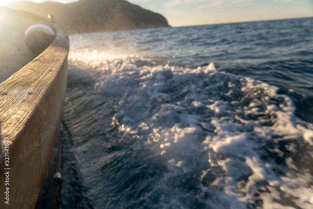 mare in barca Stock Photo | Adobe Stock