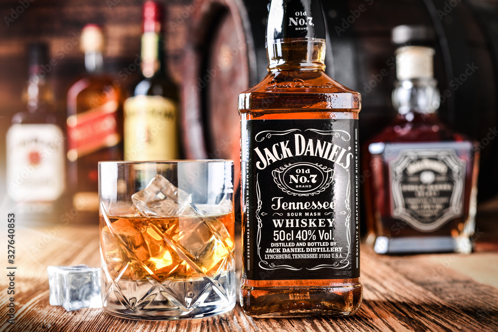 Foto de VAVRISOVO, SLOVAKIA - SEPTEMBER 14, 2019: Famous whiskey ...