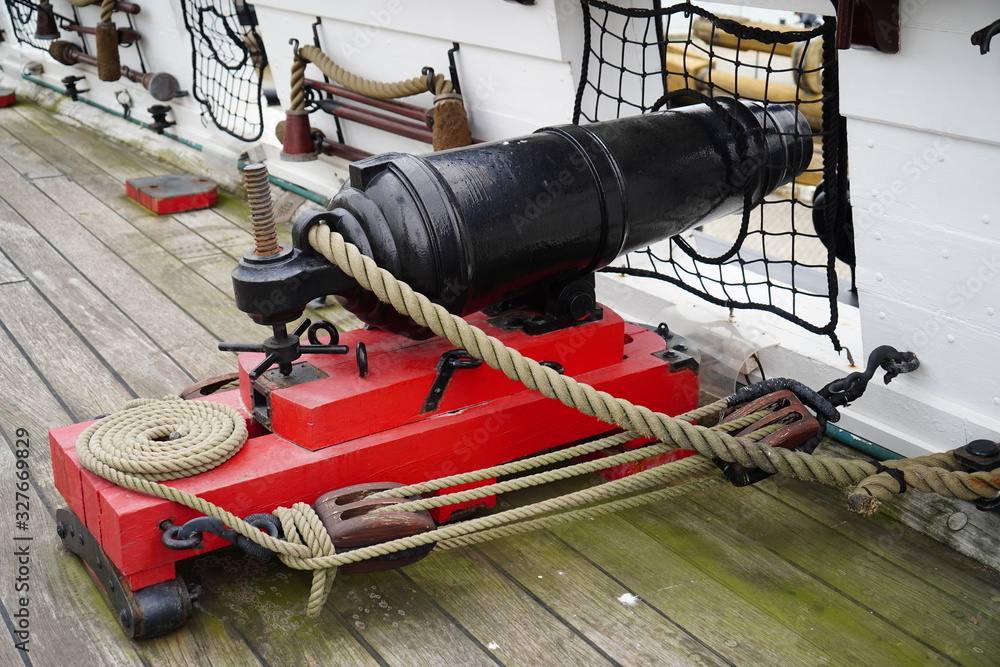 Fragata Portuguesa Dom Fernando II e Gloria Stock Photo | Adobe Stock