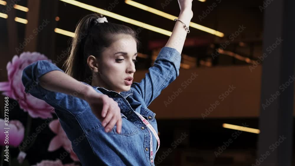 Video „Beautiful young girl gymnastic exercises hand closeup plasticity movement entertainment ...