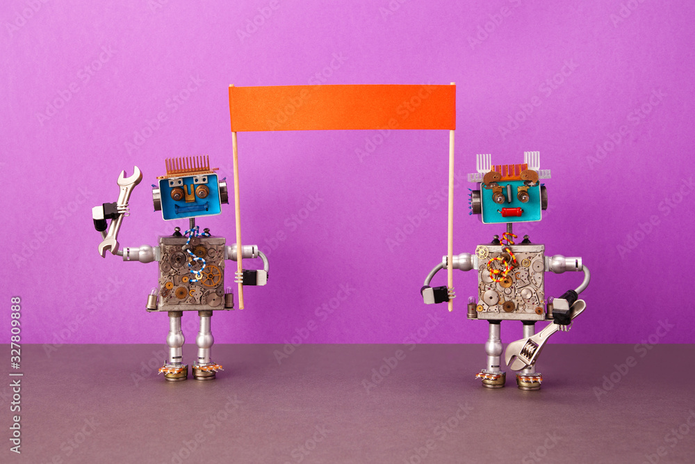 Two demonstrator robots organized a picket rally to protect their ...