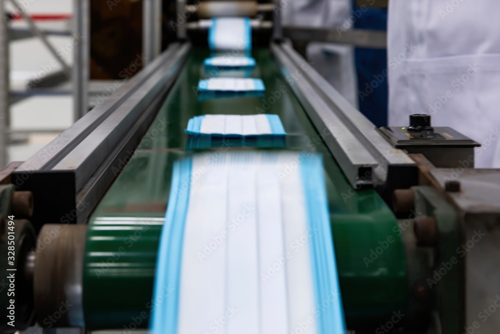 With the global spread of the new coronavirus pneumonia, an automated ...