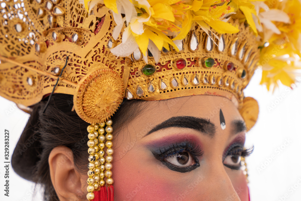 Asian woman portrait with Balinese dancer crown, wearing tradional ...