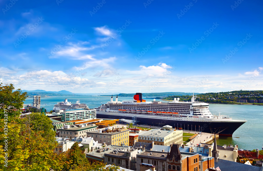QUEBEC CITY, CANADA - SEPTEMBER 09, 2019: RMS Queen Mary 2 is the ...